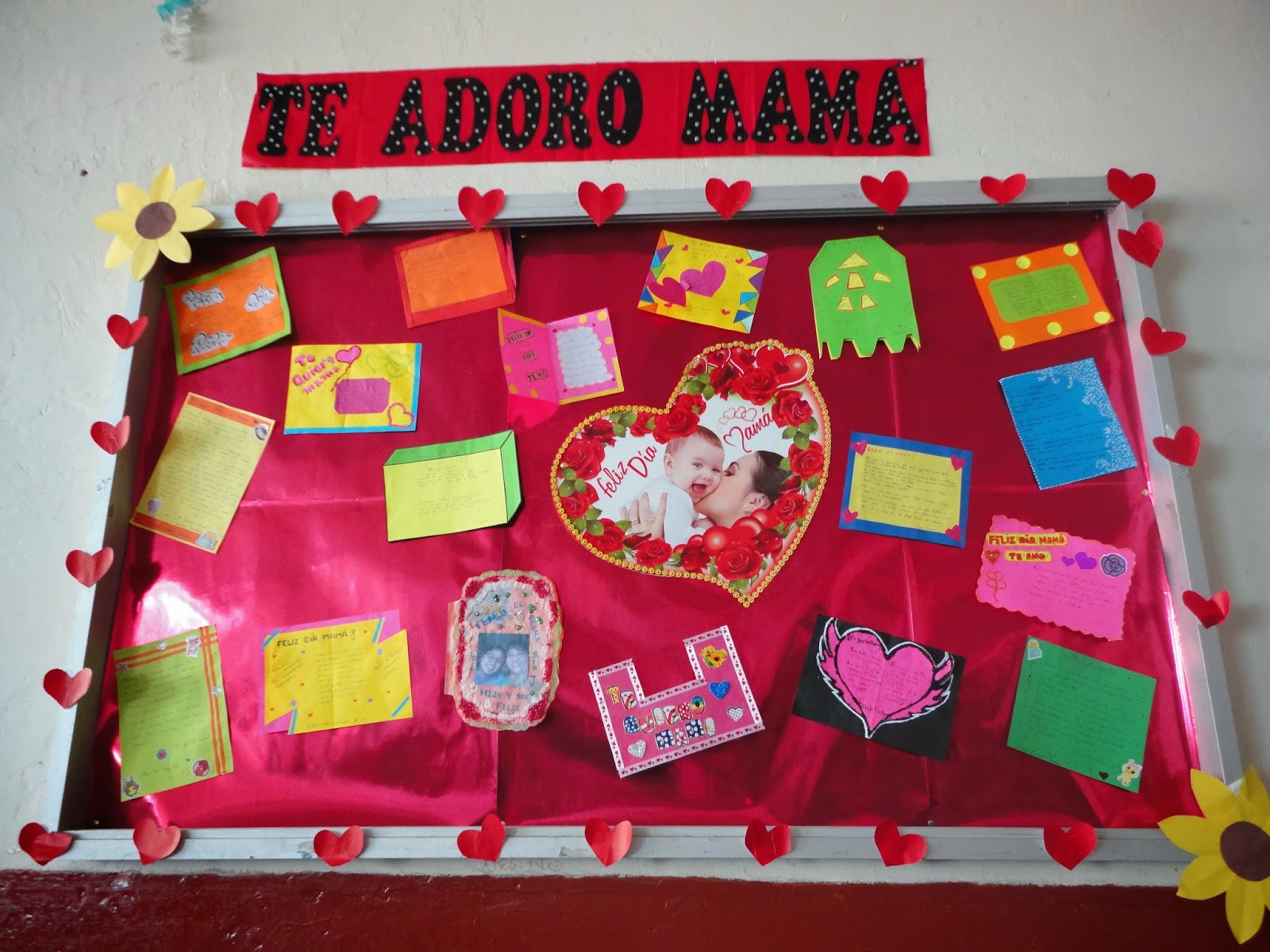 Construyendo el periódico mural mes de MAYO MES del las MADRES y de la ...