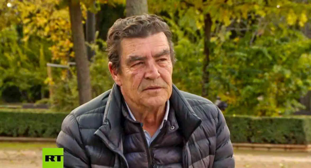 Emilio Calatayud: Un maestro no puede ser el colega de sus alumnos… ni ...